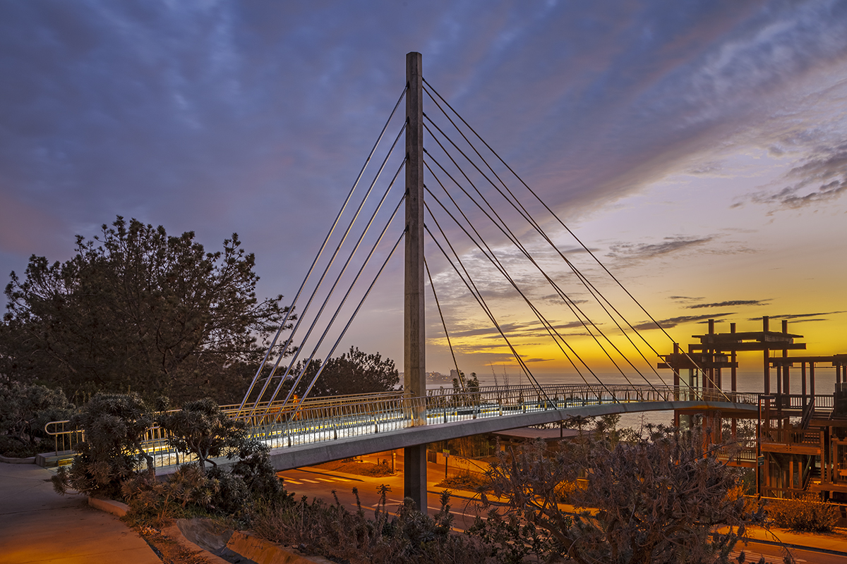 SCRIPPS CROSSING PEDESTRIAN BRIDGE | Safdie Rabines Architects