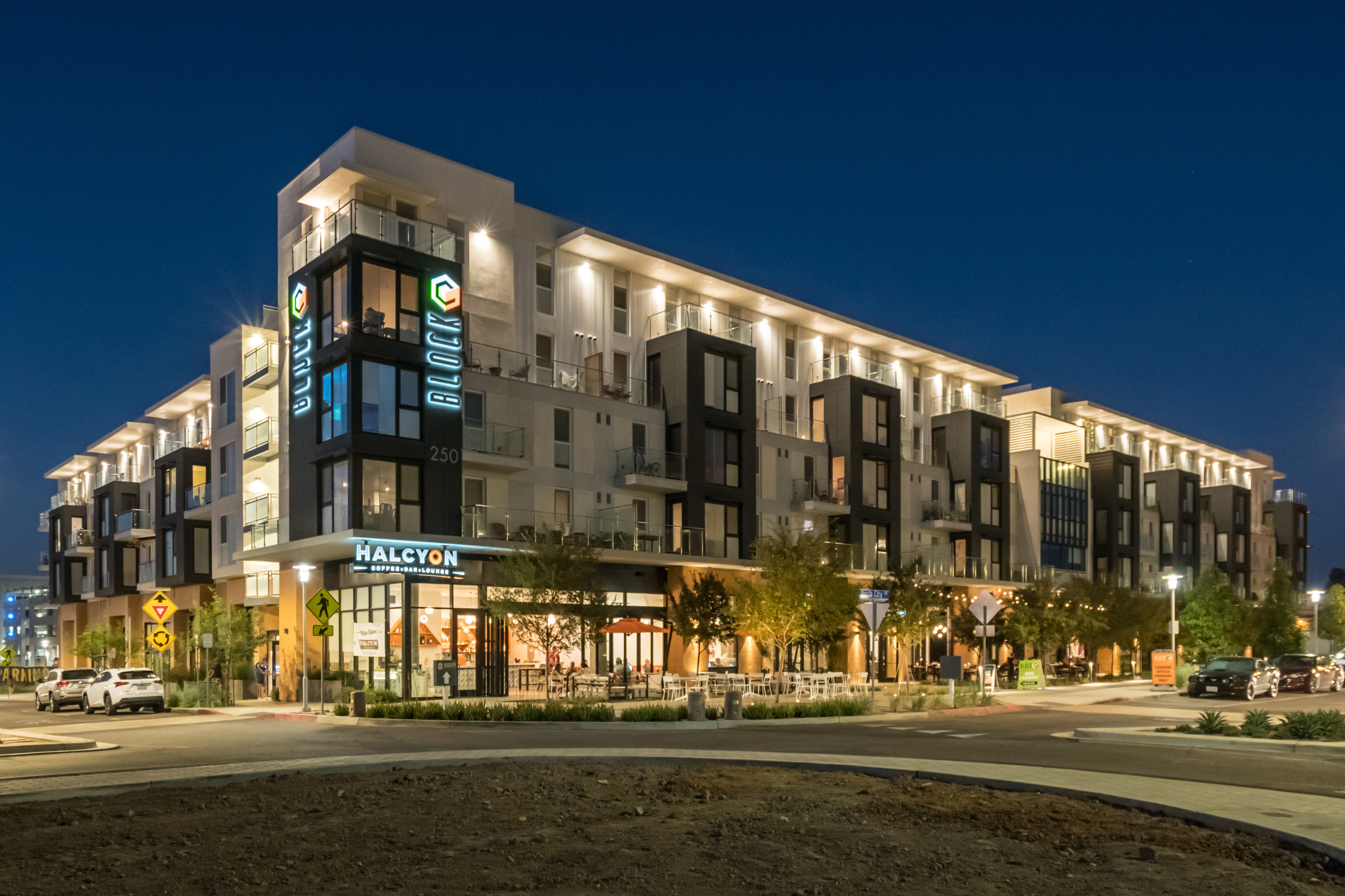 Block C - Safdie Rabines Architects