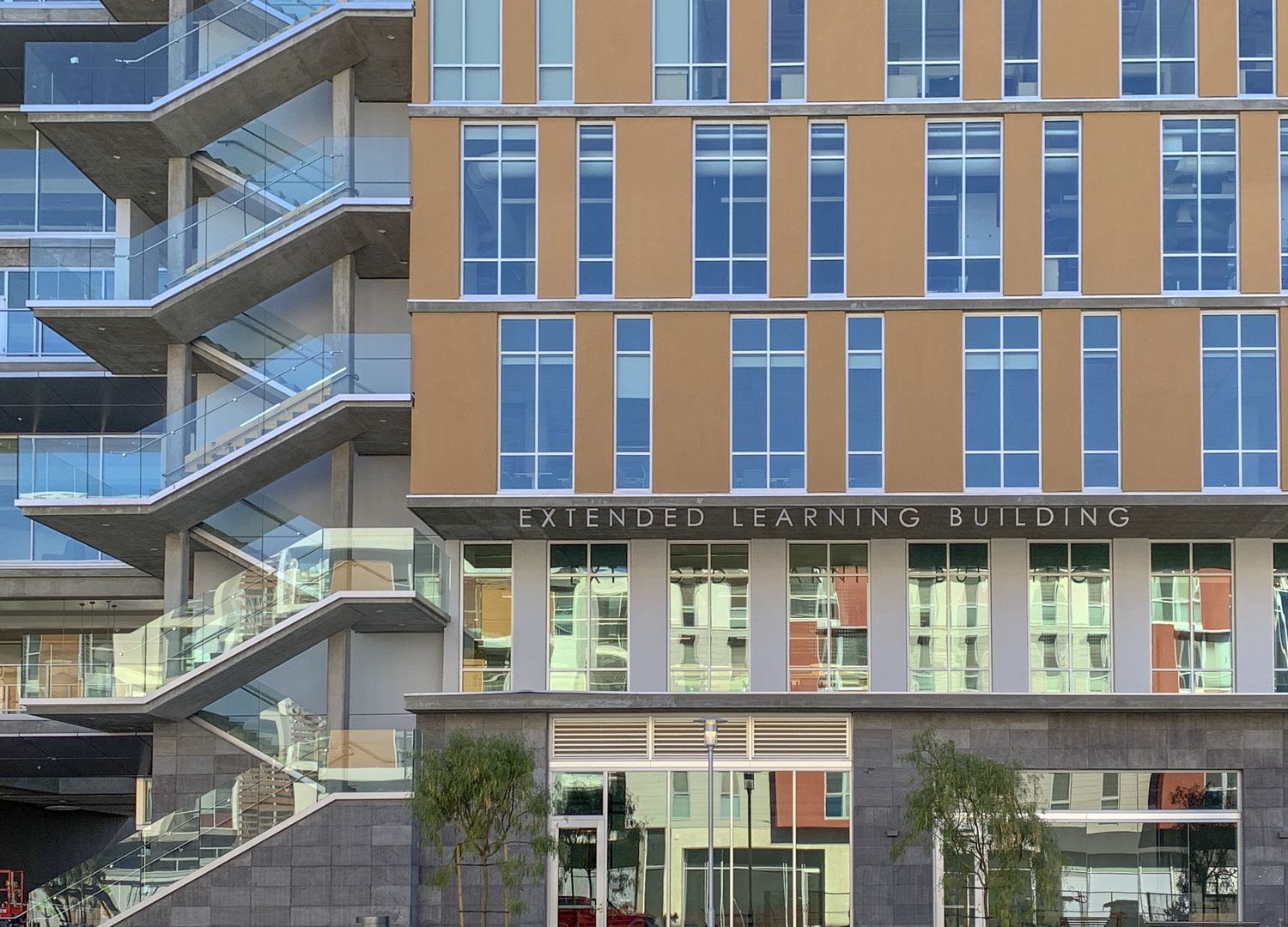Extended Learning Building | Safdie Rabines Architects
